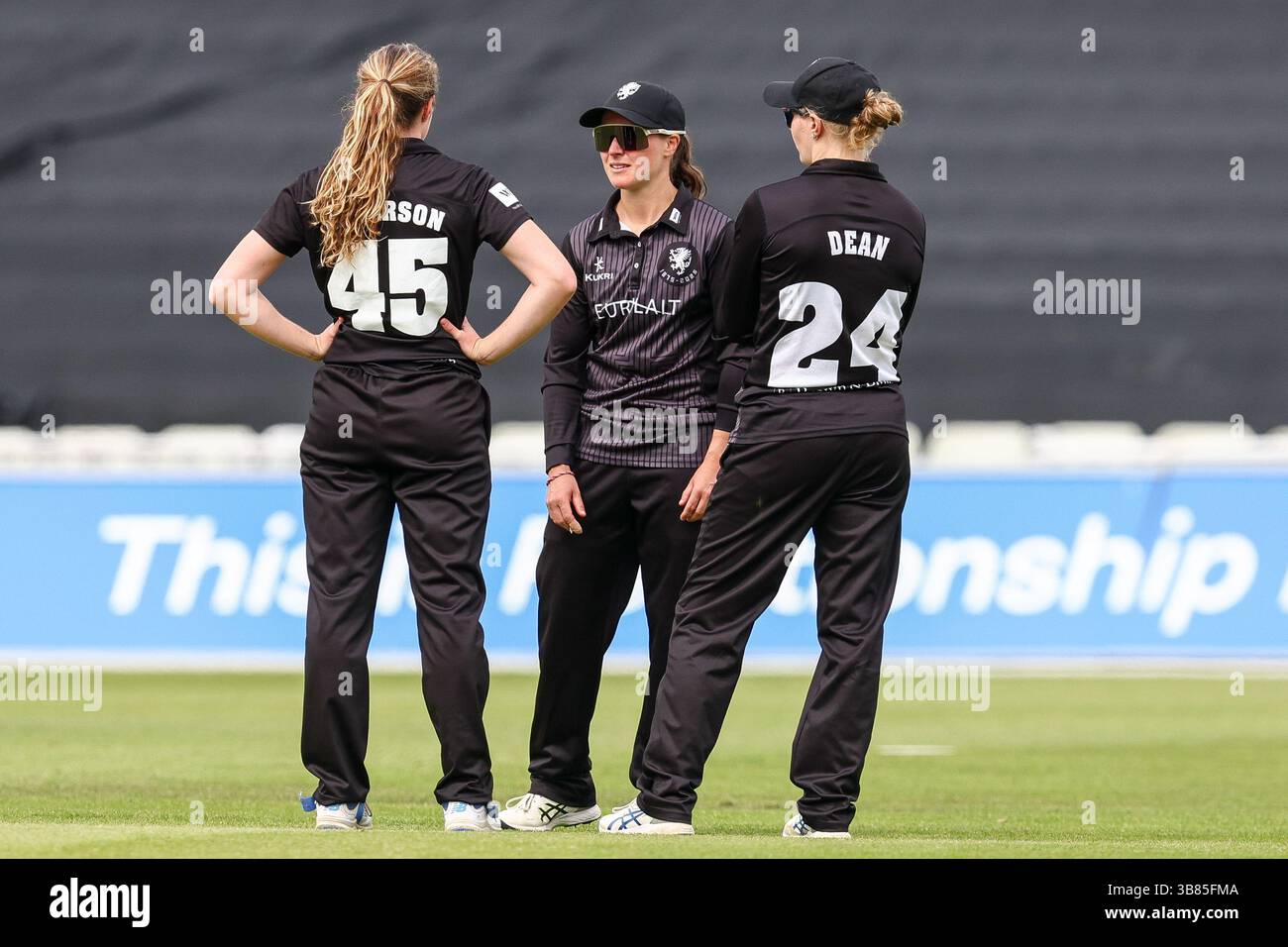 Birmingham, UK. 07th May, 2025. #63, Sophie Luff of Somerset (centre ...
