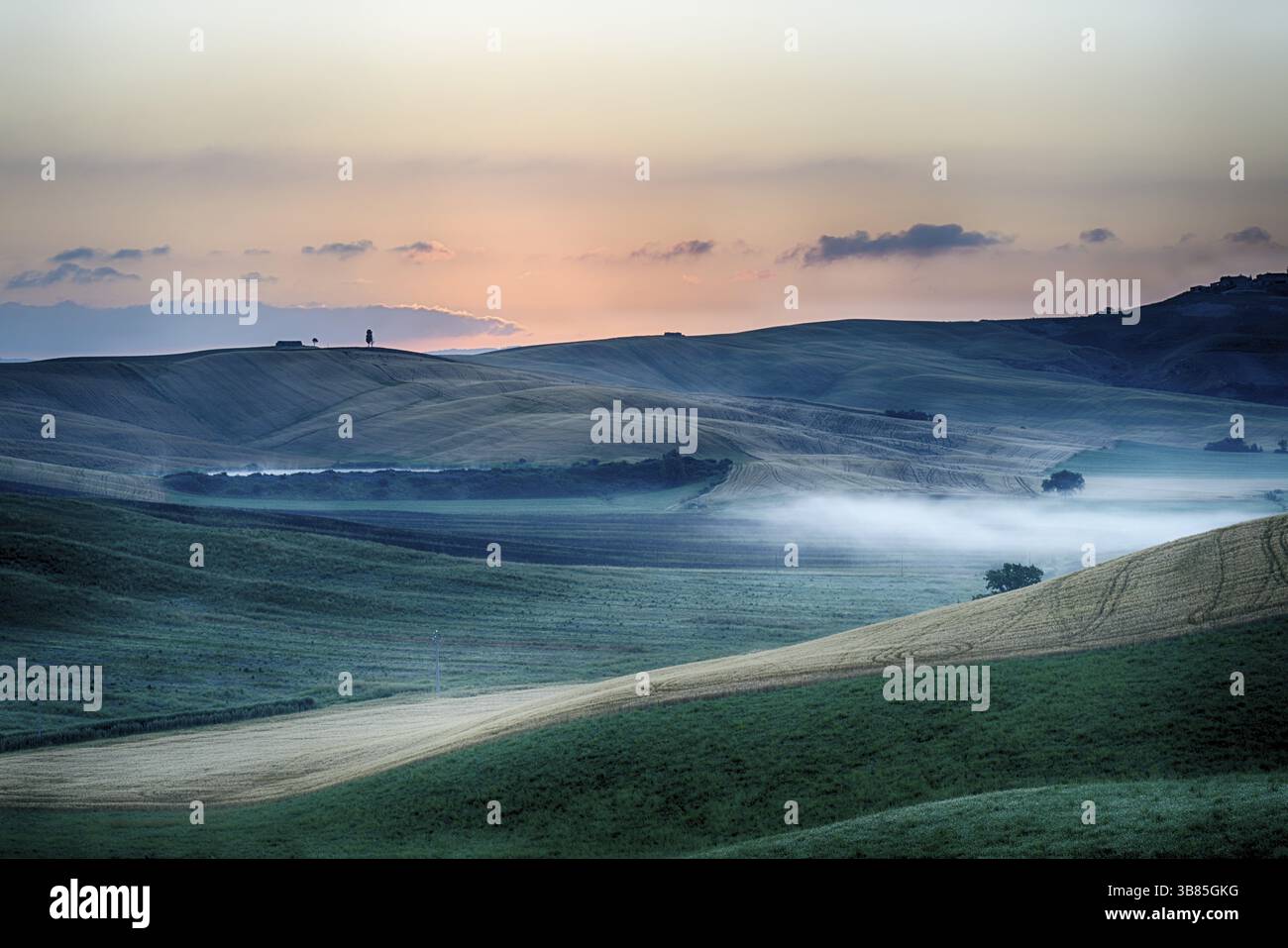 Crete Senesi Crete Senesi are literally Siennese clays and the ...