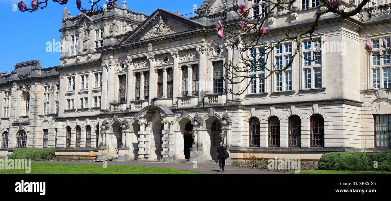 Cardiff University main building, Cathays Park, Cardiff, South Wales ...