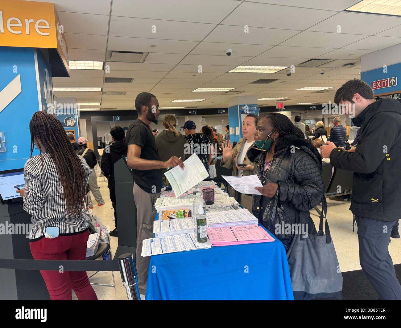 May 7, 2025, New York City, New York: (new) real id deadline for usa ...