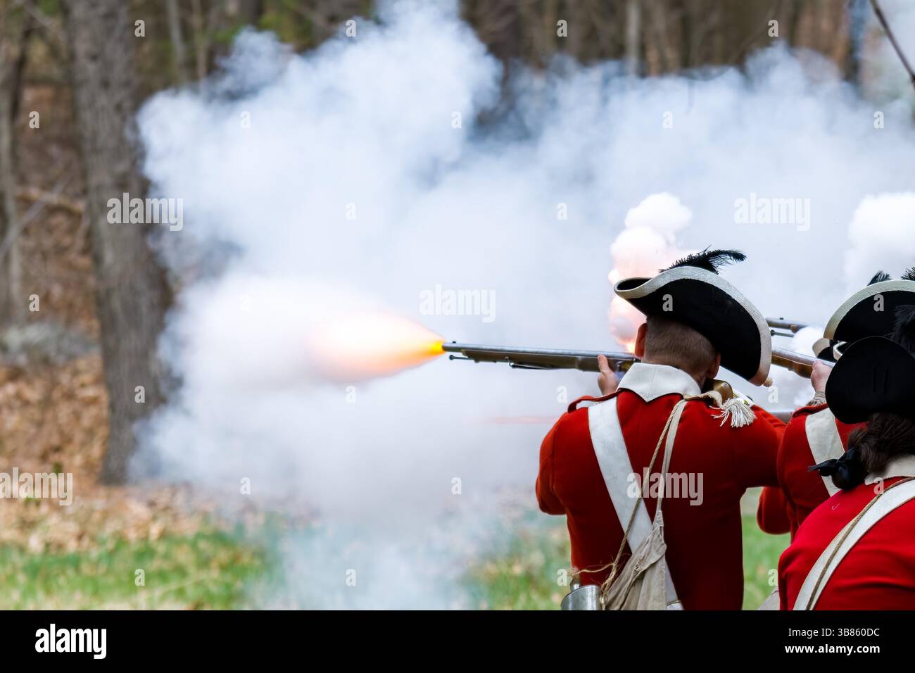 Revolutionary War British Soldier Firing Musket Stock Photo - Alamy