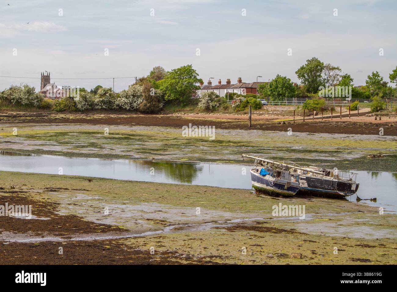 Alver Creek (Stoke Lake) Alverstoke, Hampshire, England Stock Photo - Alamy