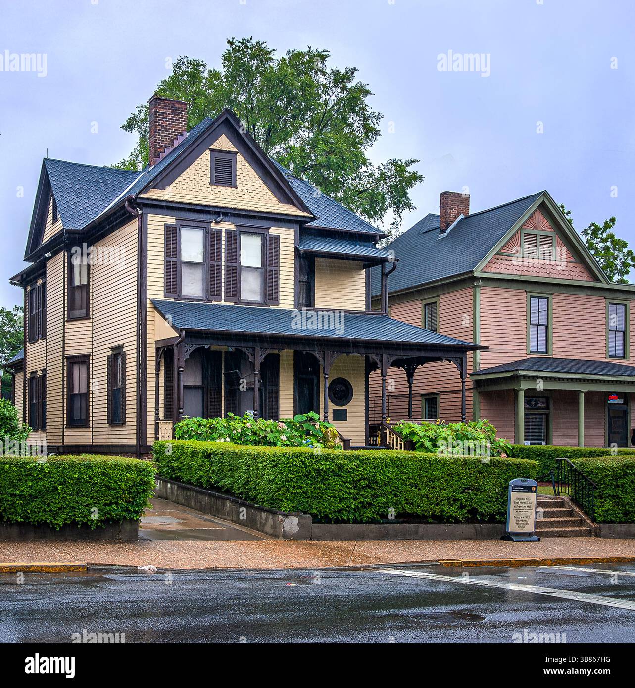 Home where Martin Luther King Jr was born in Atlanta, Georgia, USA ...