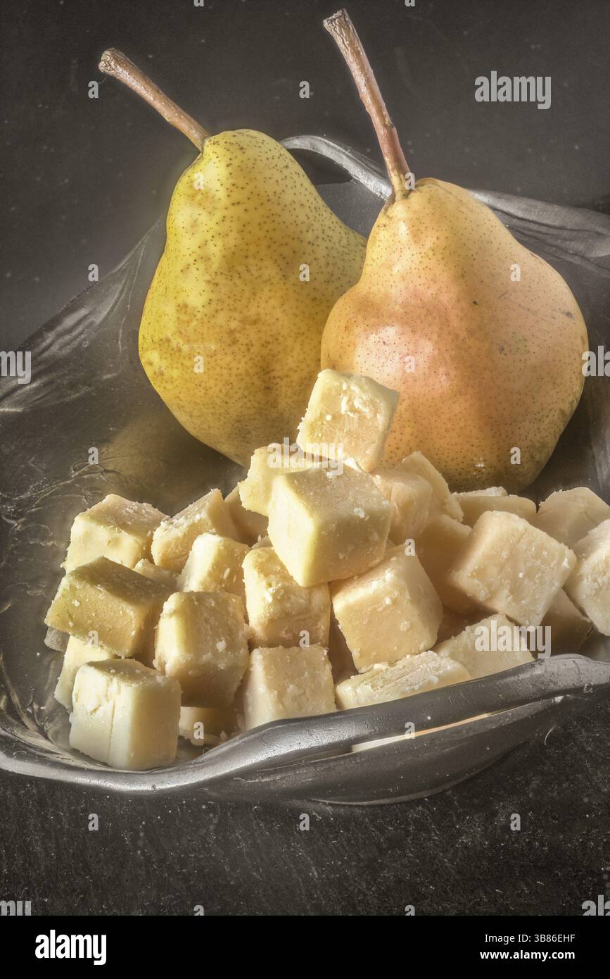 Old gouda cheese diced hi-res stock photography and images - Alamy