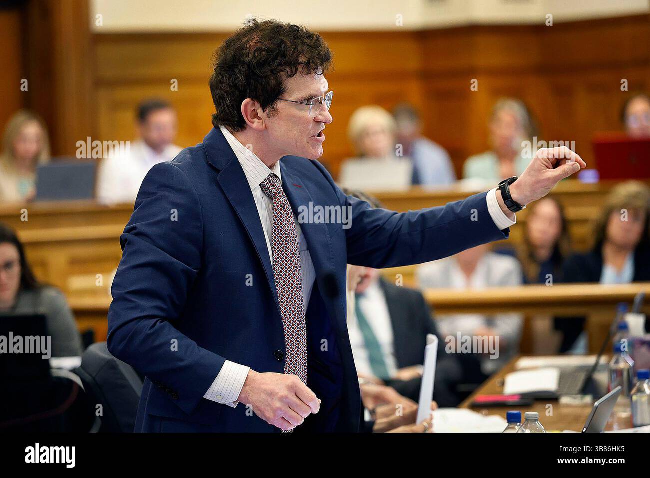 Attorney Robert Alessi makes a point about questioning the cell phone ...