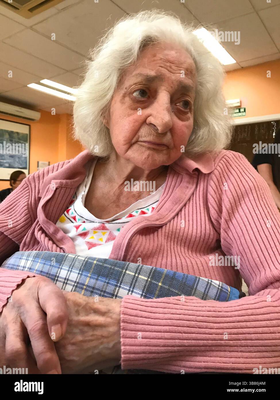 Anciana senior mujer mujer dama hi-res stock photography and images - Alamy