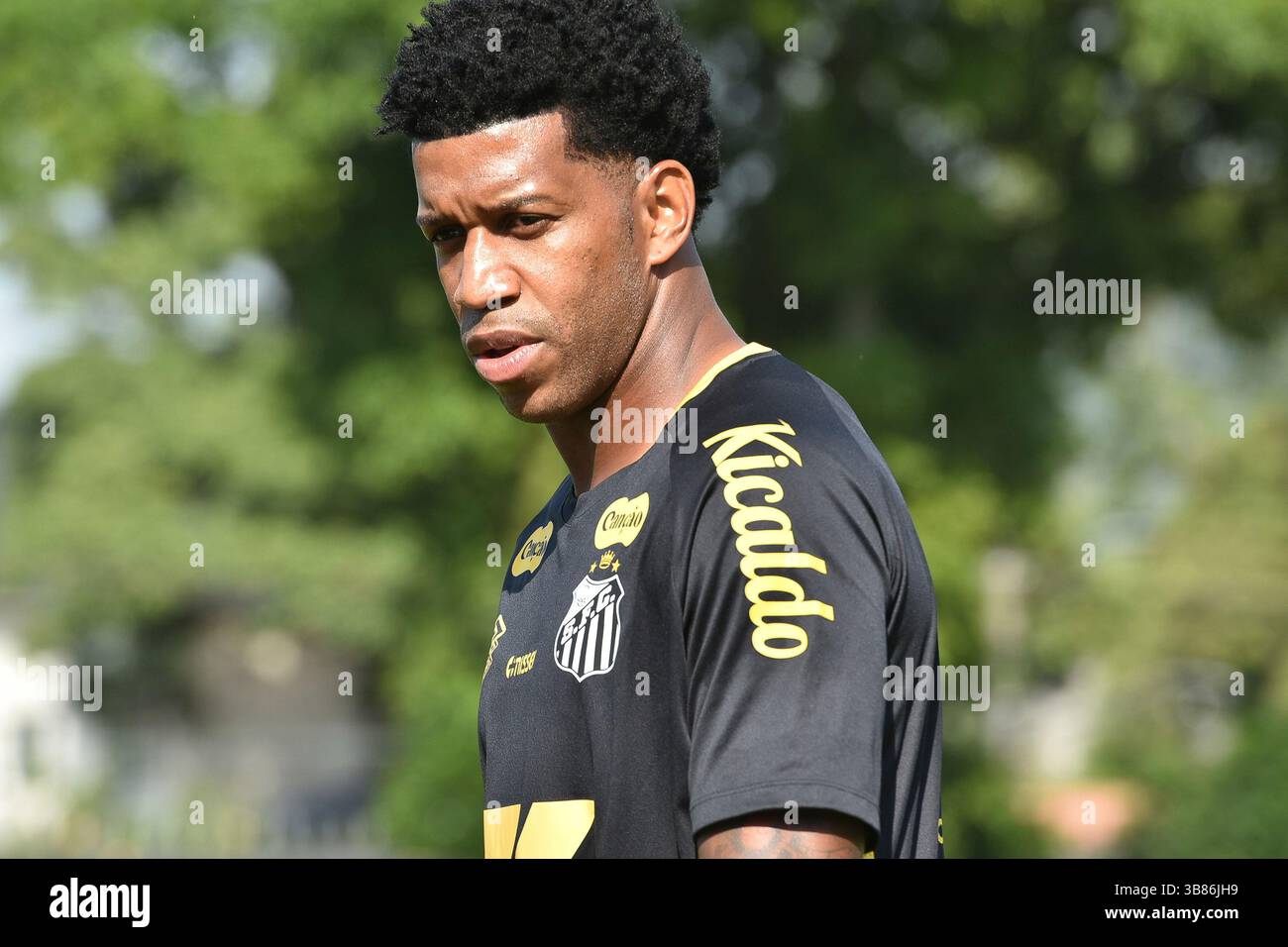 SP - SANTOS - 07/05/2025 - SANTOS, TRAINING - Gil Santos player during ...