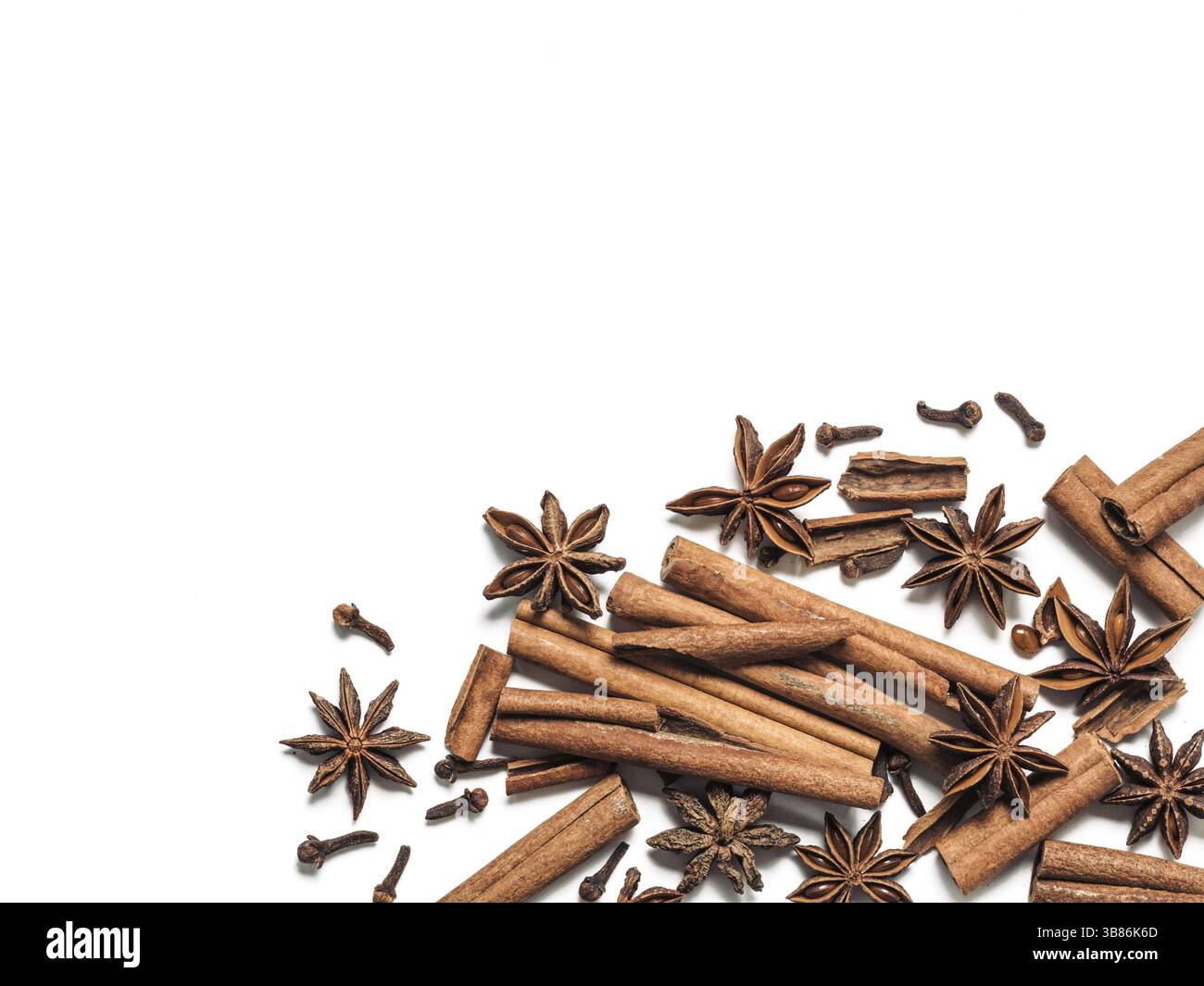 Winter spices background. Cinnamon, cloves and star anise with copy ...