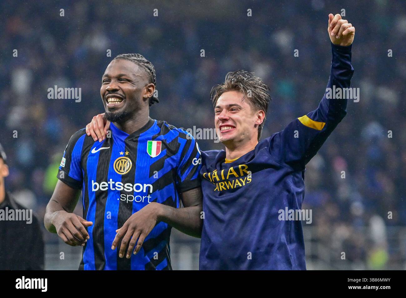 Milano, Italy. 06th May, 2025. Marcus Thuram (L) and Nicola Zalewski (R ...