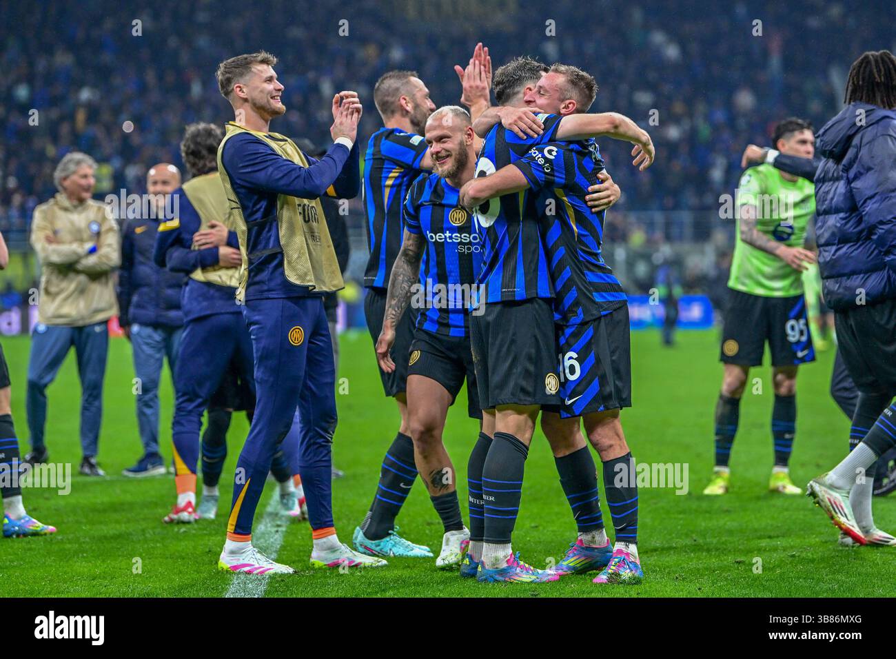 Milano, Italy. 06th May, 2025. Carlos Augusto of Inter seen in ...