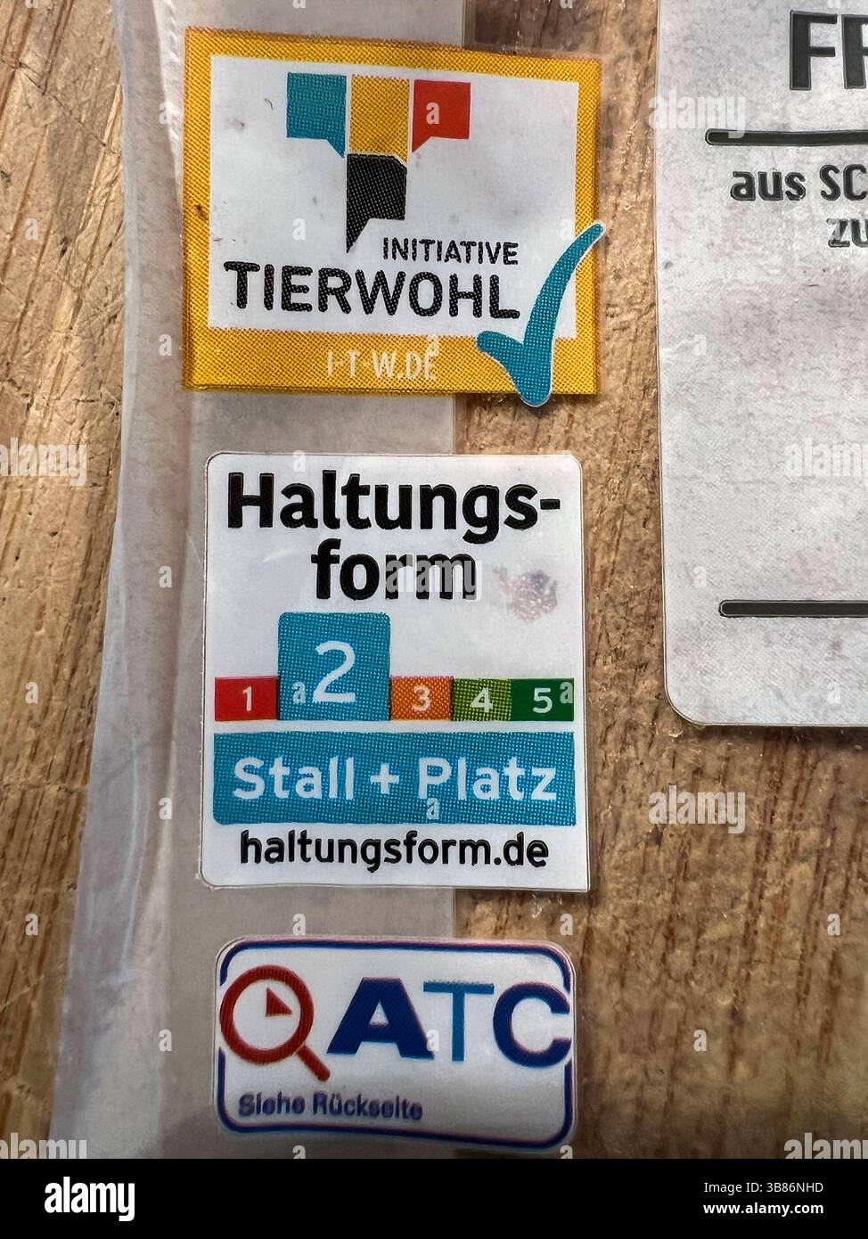 Tierwohl Label auf einer Folie Packung Aldi Delikatess Fleisch ...