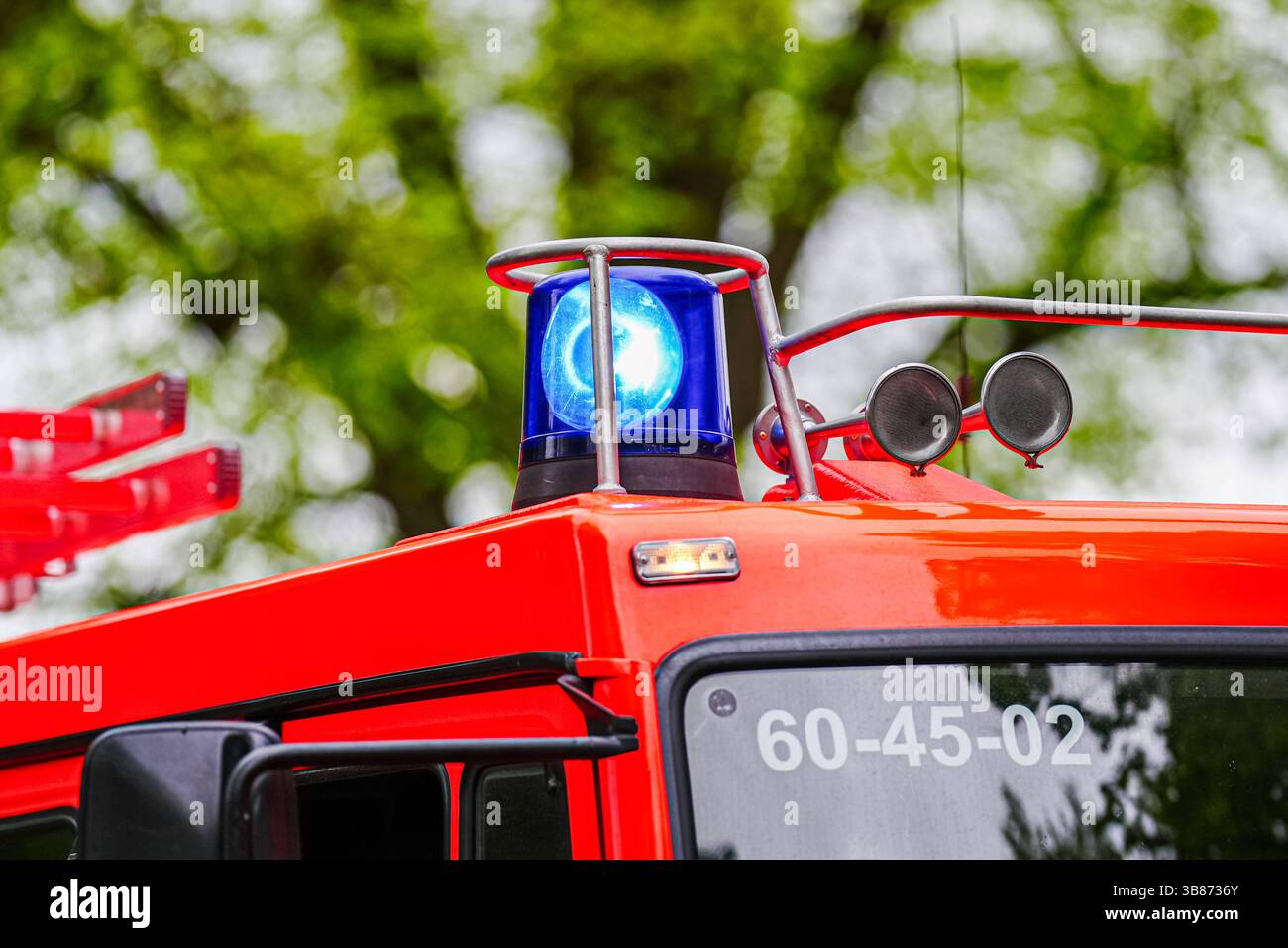 Ahrensburg Themenfoto: Feuerwehr, 04.05.2025 Blaulicht mit ...