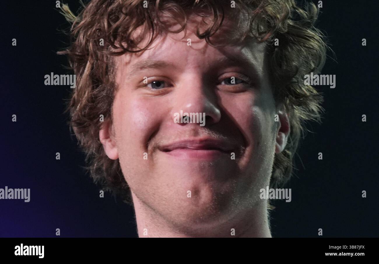 Hamburg, Germany. 07th May, 2025. Zartmann, German pop singer and ...