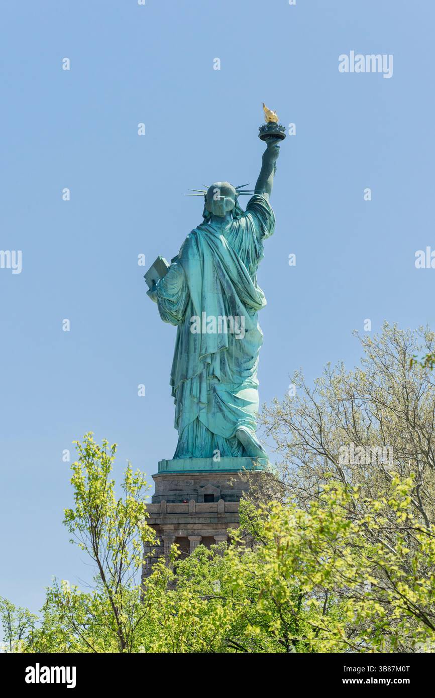 view of the back of the Statue of Liberty, New York, U.S.A Stock Photo ...