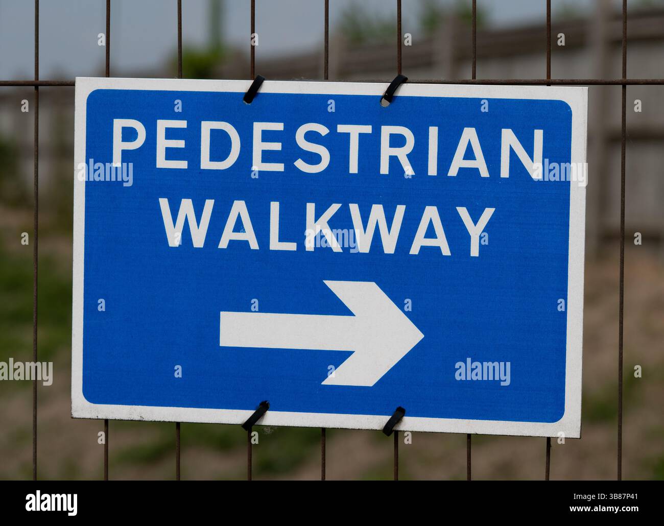 Pedestrian Walkway sign, UK Stock Photo - Alamy