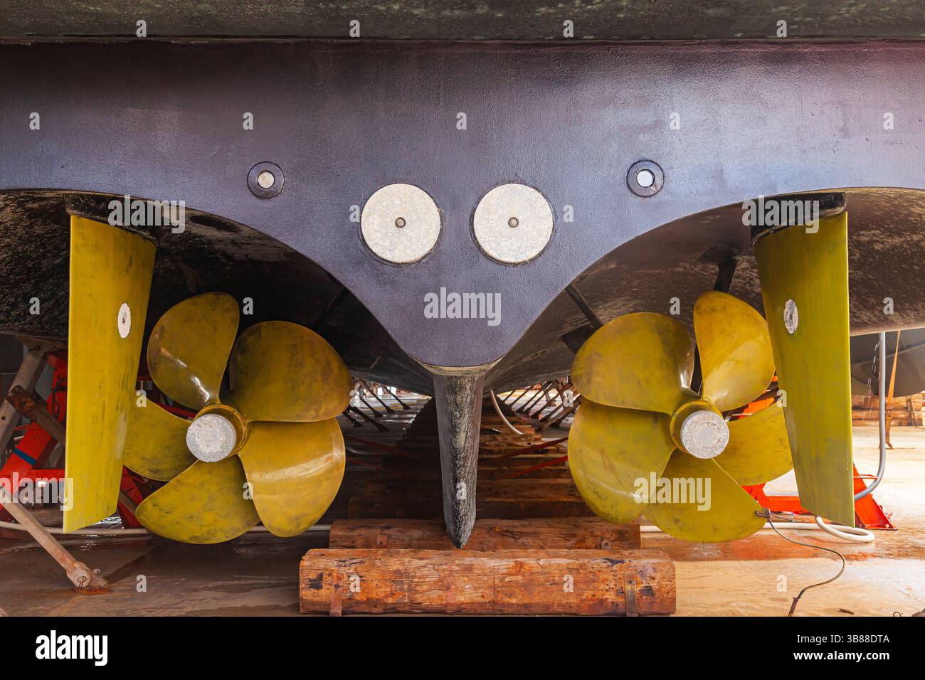 Galvanic corrosion of propellers hi-res stock photography and images ...