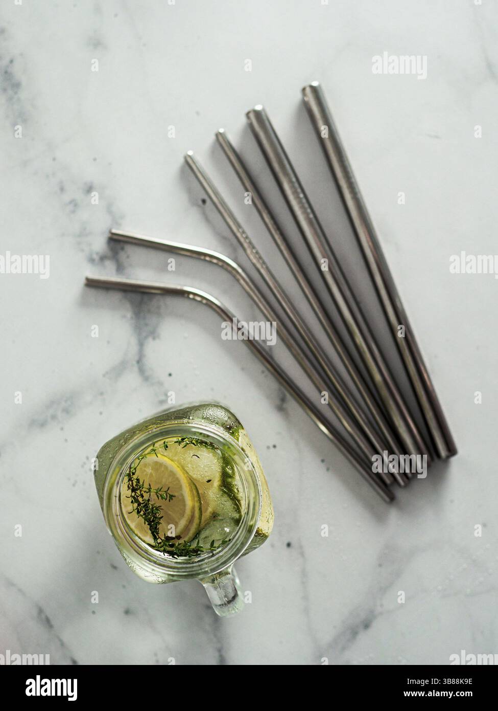 Crop image flat white hi-res stock photography and images - Alamy