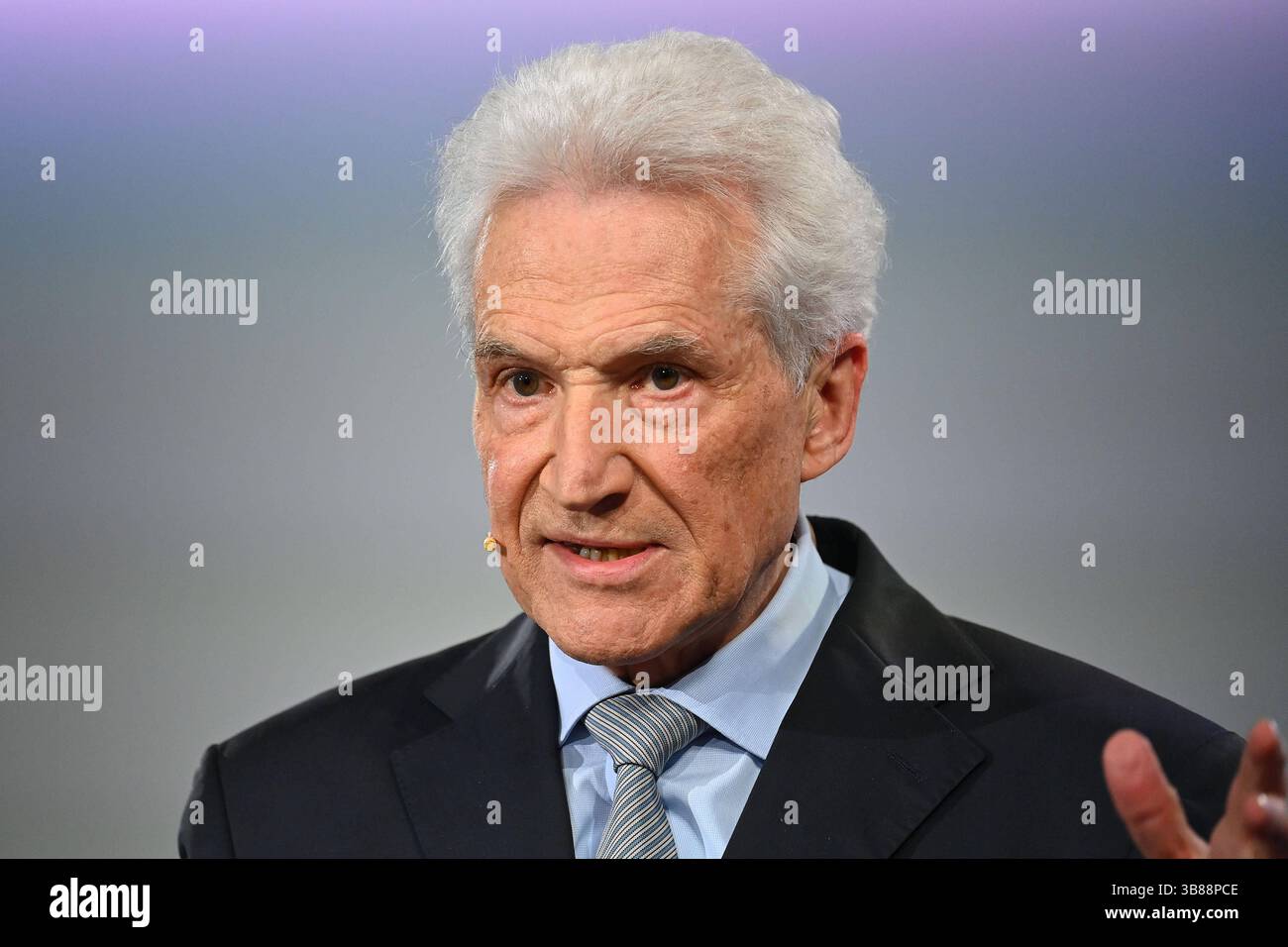 Dr. phil. Volker Stanzel, Botschafter a. D. in Peking, Einzelbild ...