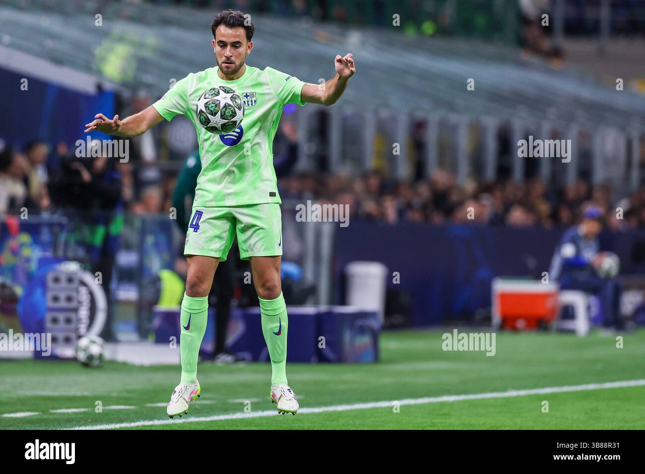 Milan, Italien. 06th May, 2025. Eric Garcia of FC Barcelona seen in ...