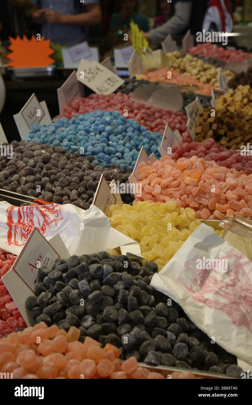 A choice of tastefully and coloured candies Stock Photo - Alamy
