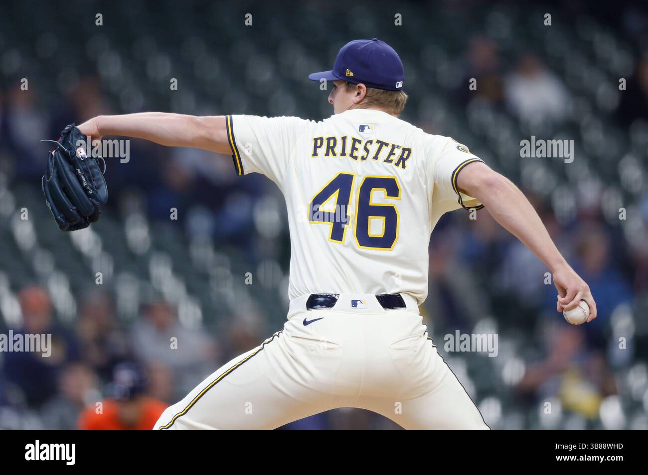 Milwaukee Brewers starting pitcher Quinn Priester throws to the Houston ...