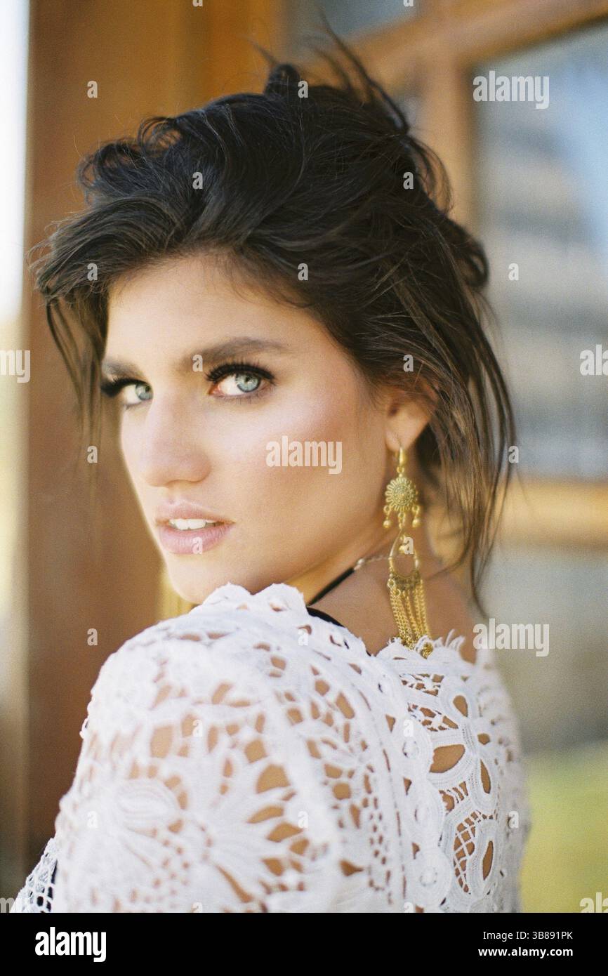 Half turn view hi-res stock photography and images - Alamy