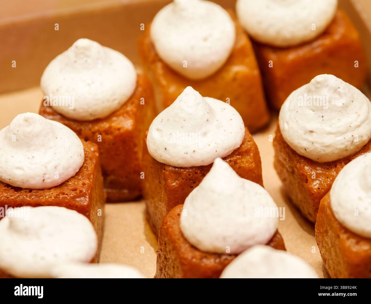 Rum fancy cakes hi-res stock photography and images - Alamy