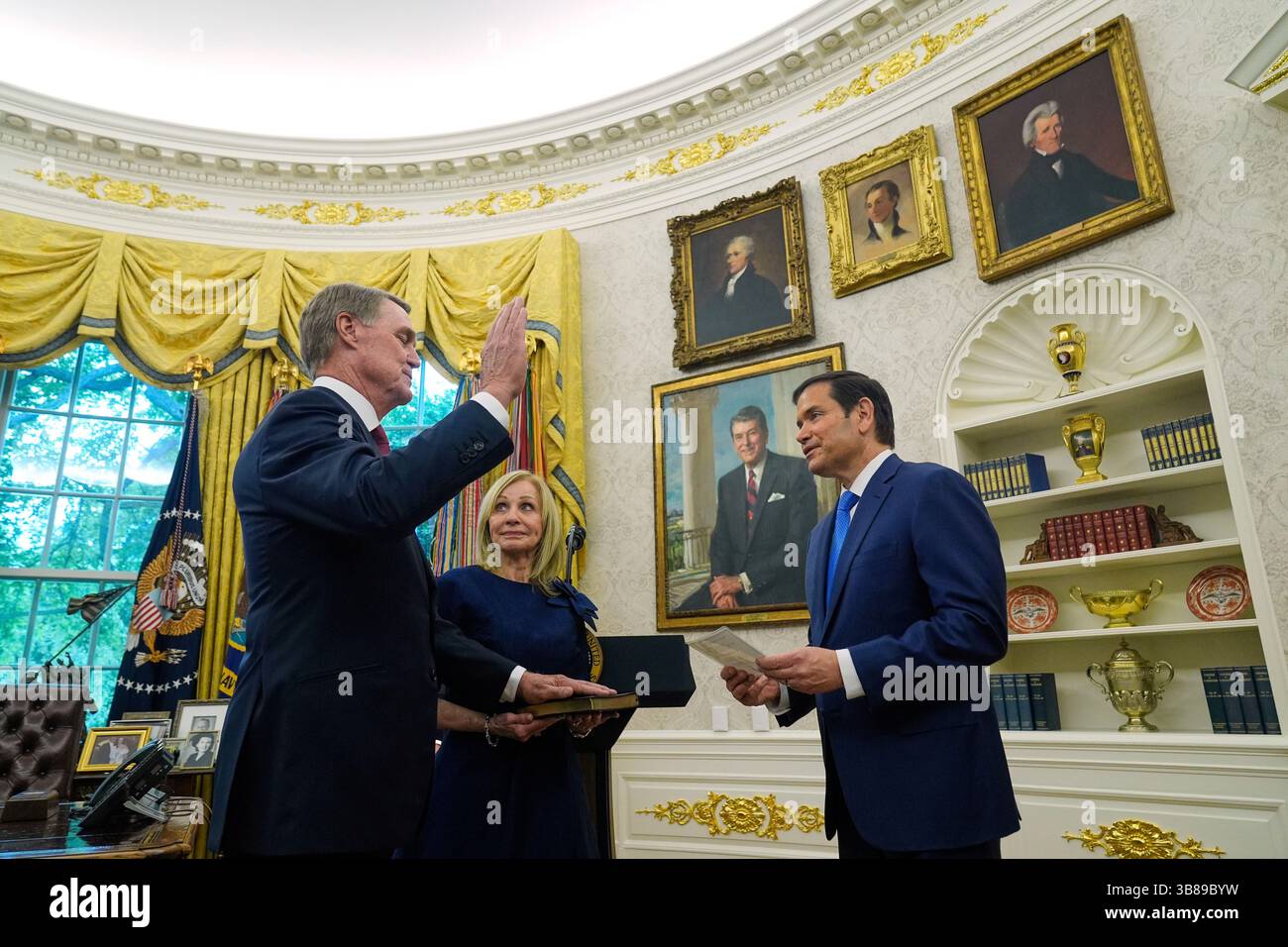 David Perdue is sworn in by Secretary of State Marco Rubio as U.S ...