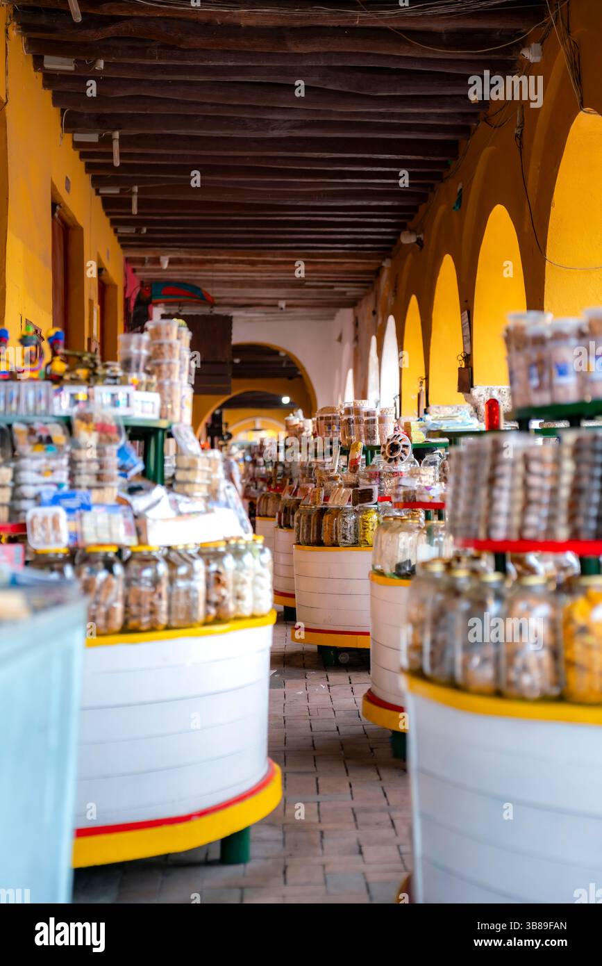 Midday view of the colorful “Pasillo de los Dulces” in Cartagena ...