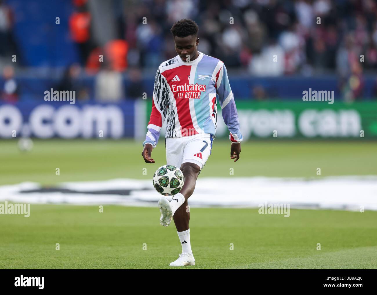 Paris, France. 7th May, 2025. Bukayo Saka of Arsenal warms up ahead of ...