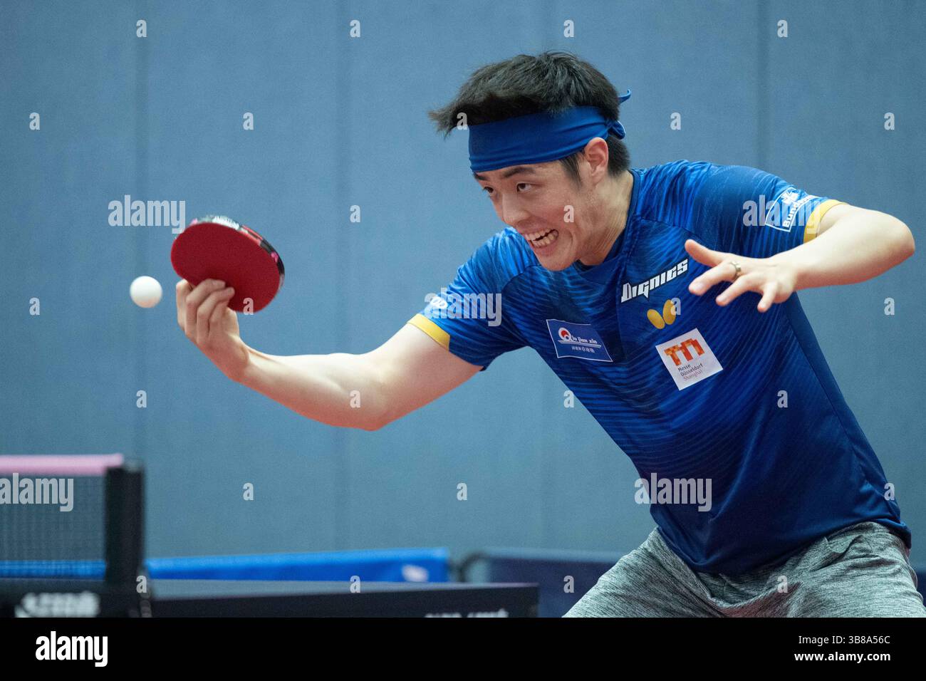 Dang Qiu (Borussia Duesseldorf) during training, action, presentation ...