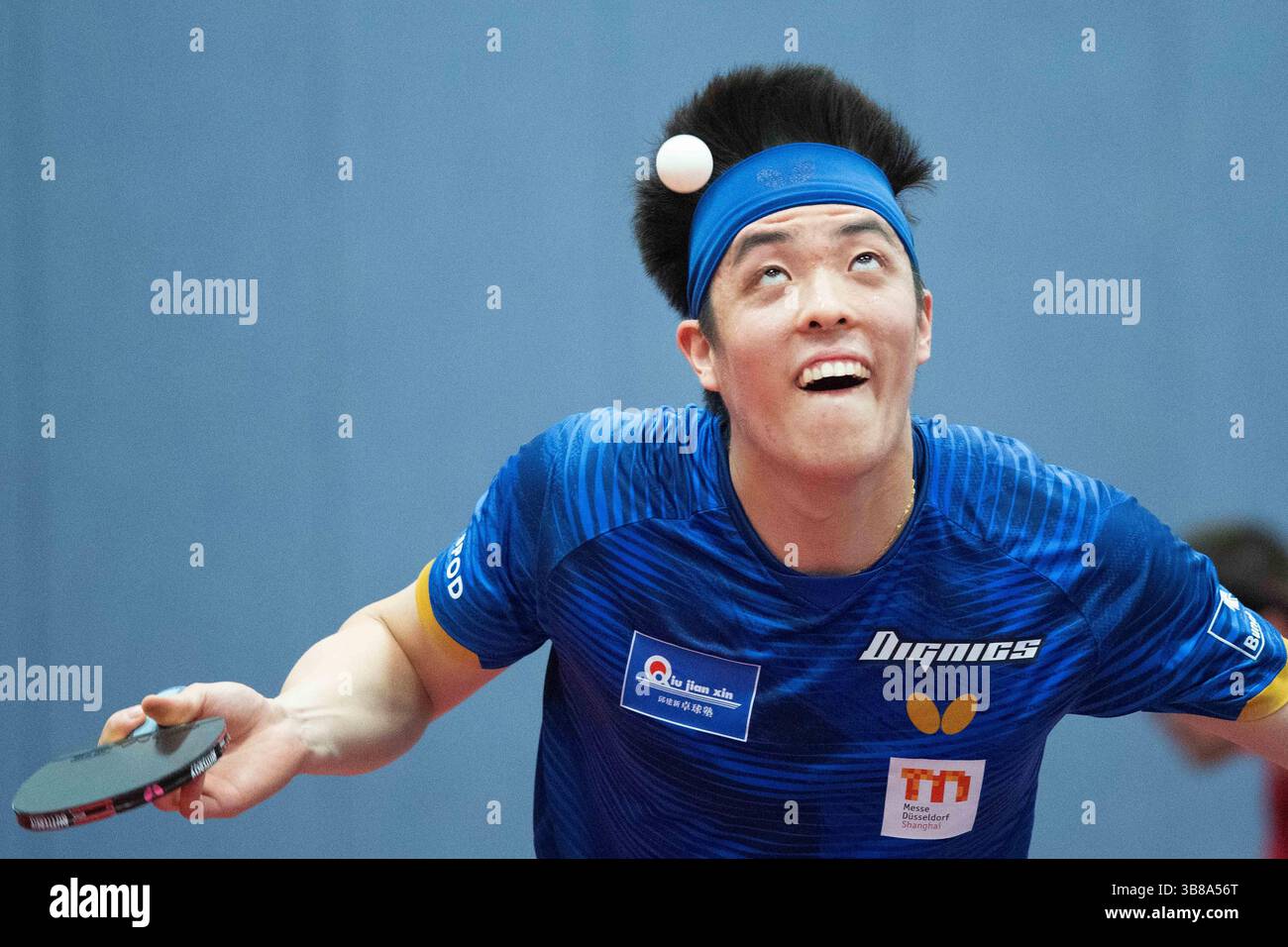 Dang Qiu (Borussia Duesseldorf) during training, action, presentation ...