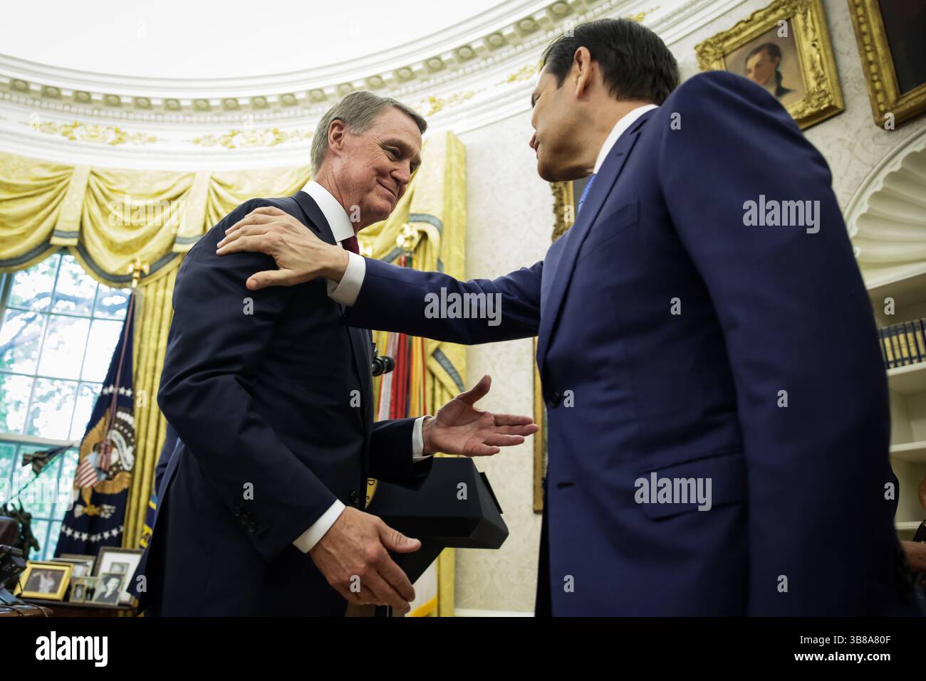 Swearing in ceremony david hi-res stock photography and images - Alamy