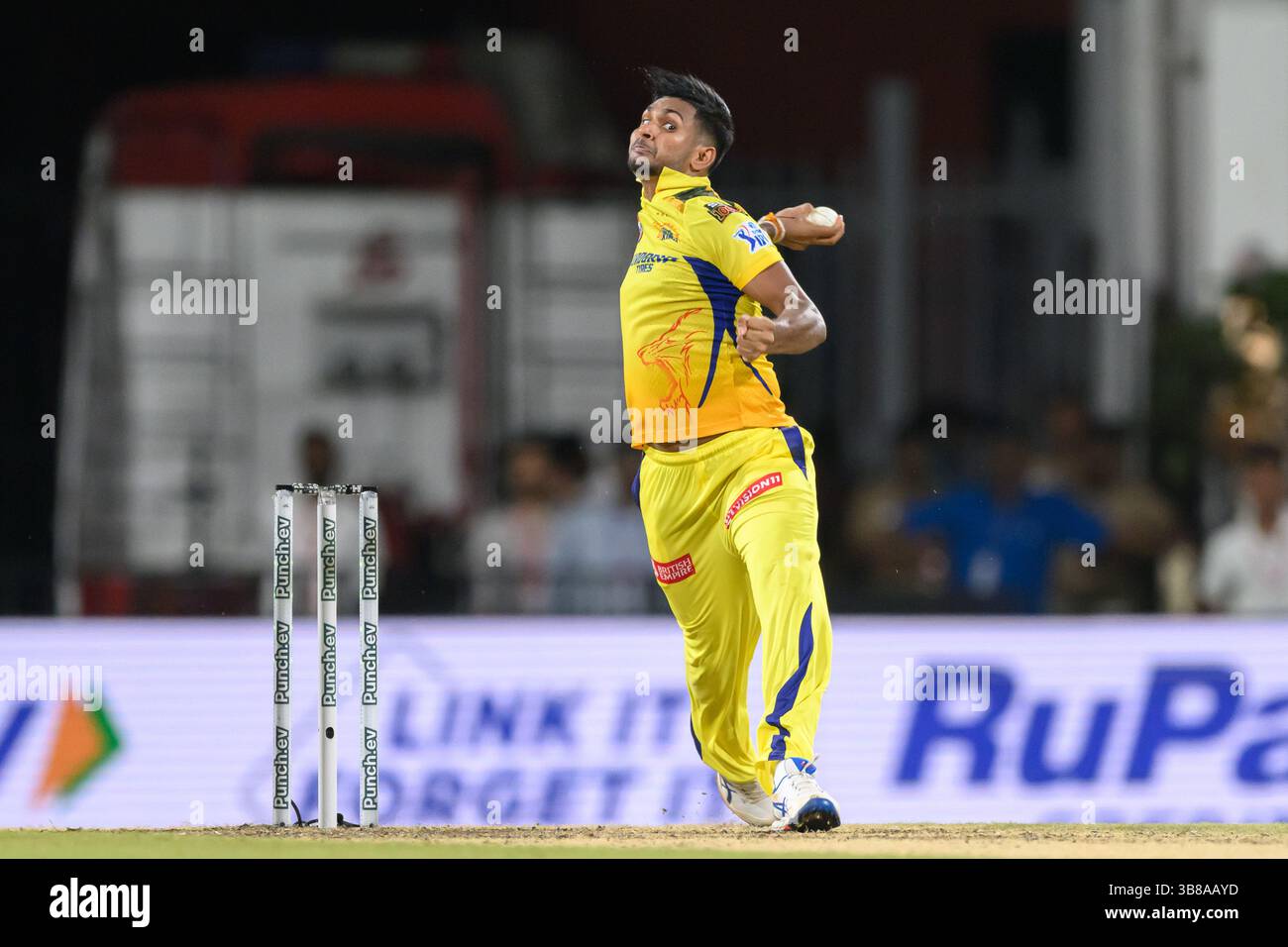 Matheesha pathirana hi-res stock photography and images - Alamy