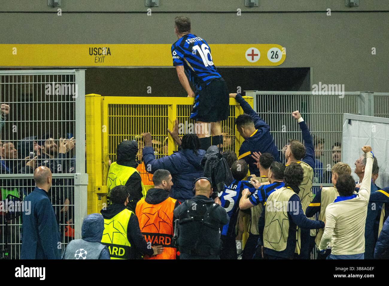 Frattesi Davide scores goal 4-3 FC Internazionale during semi-finals ...