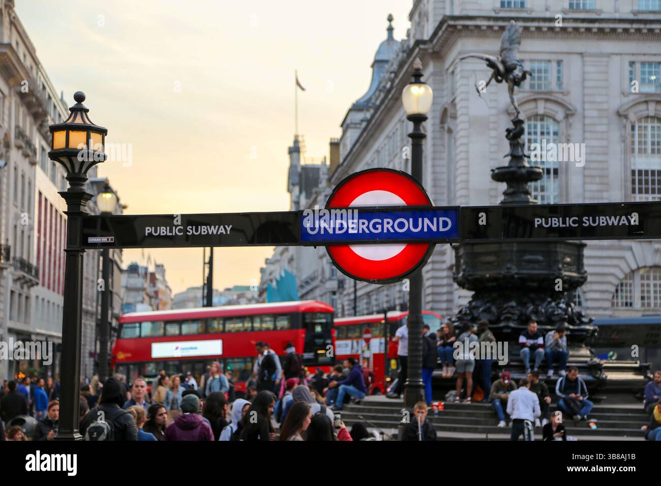 London, United Kingdom – iconic Underground metro sign at Piccadilly ...