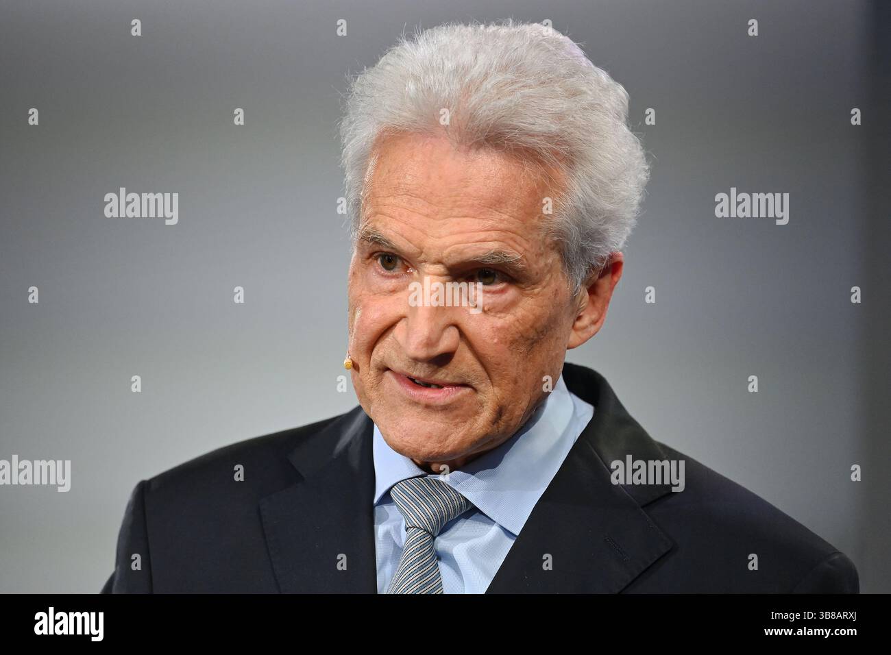 Gmund, Deutschland. 07th May, 2025. Dr. phil. Volker Stanzel, former ...