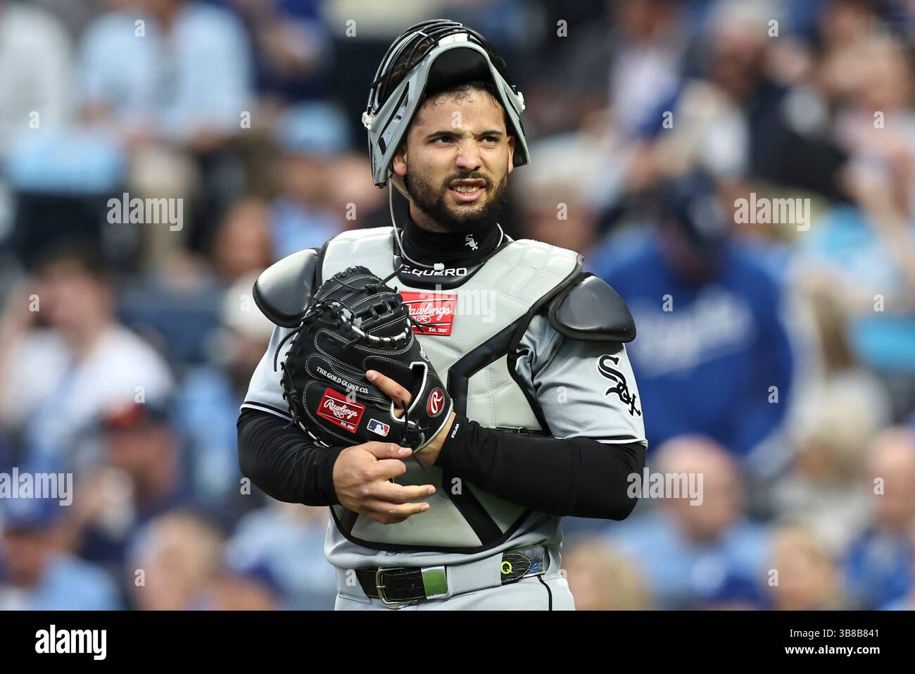 KANSAS CITY, MO - MAY 06: Chicago White Sox catcher Edgar Quero (7 ...