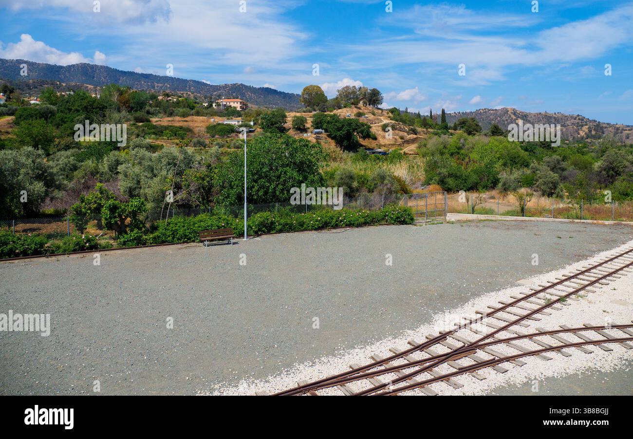 Railways rails hi-res stock photography and images - Alamy