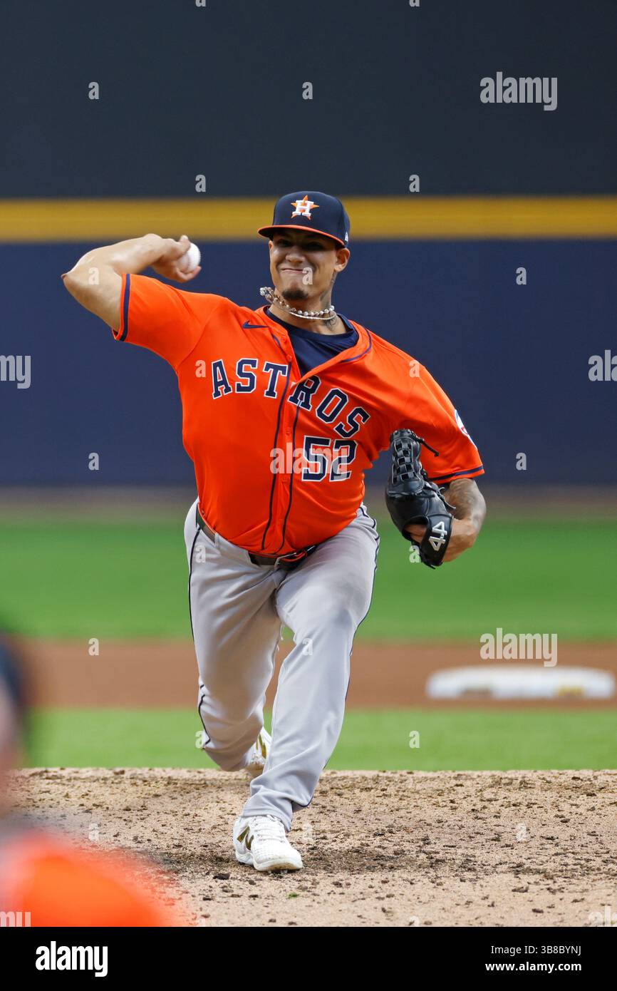 MILWAUKEE, WI - MAY 07: Houston Astros pitcher Bryan Abreu (52 ...