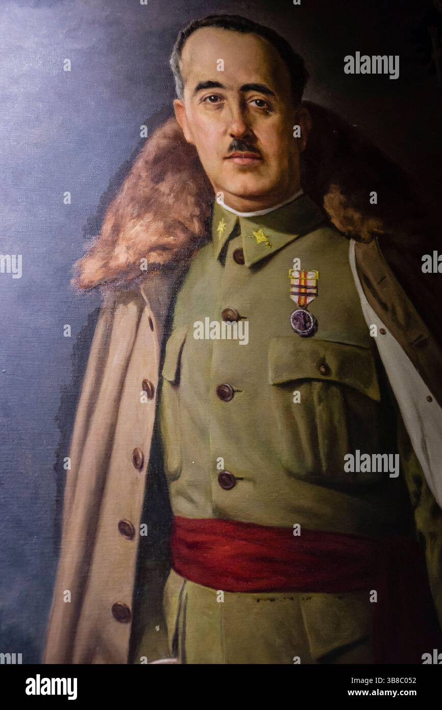 Francisco Franco Bahamonde, General division 1892-1975, Castle of San ...