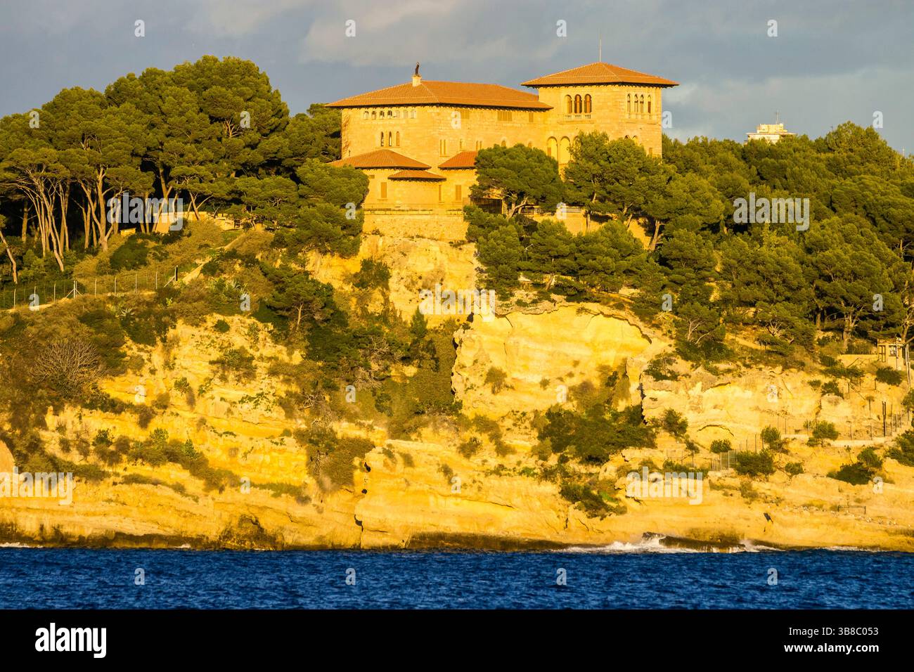 Marivent Palace, built by architect Guillem Forteza Pinya between 1923 ...