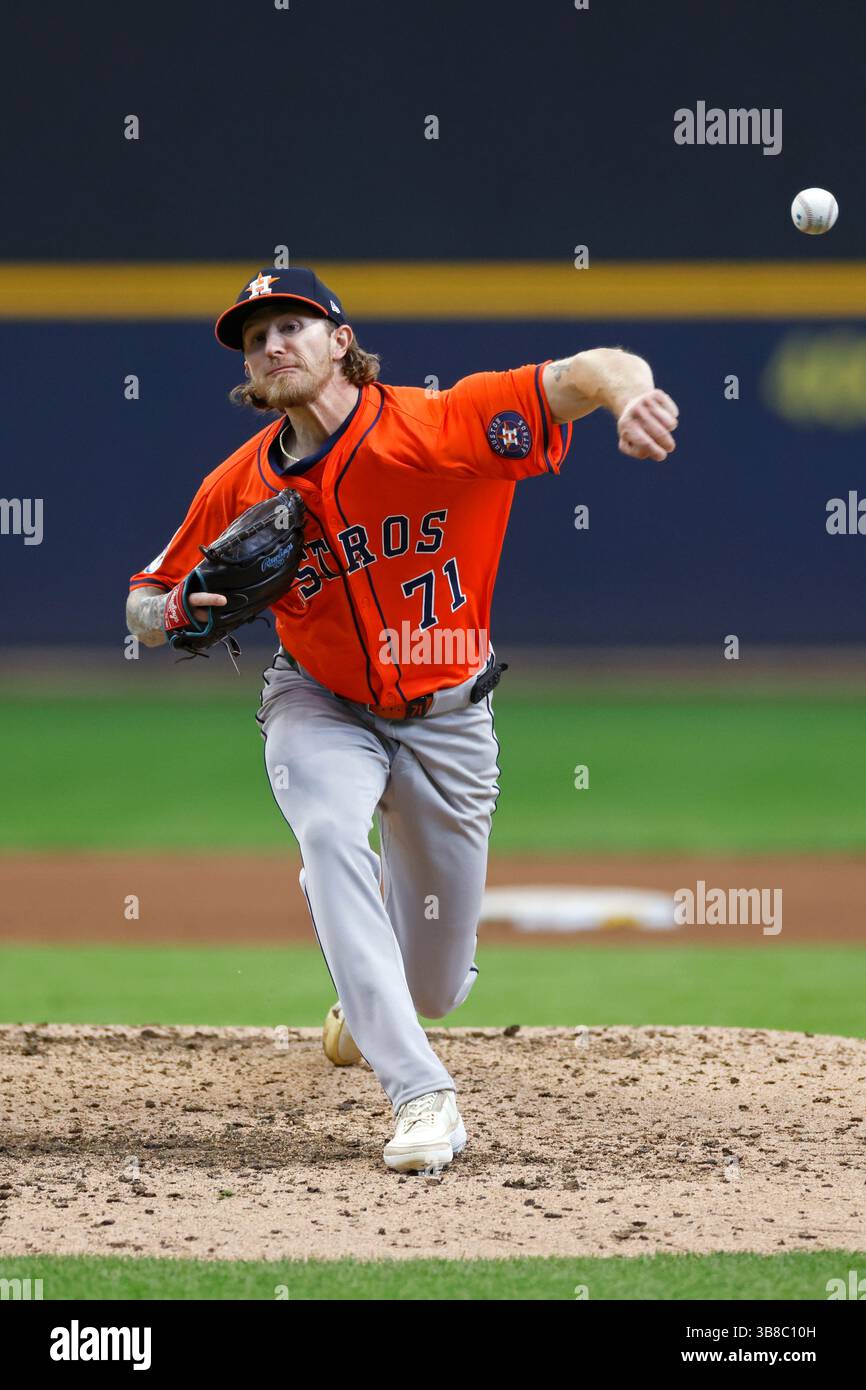MILWAUKEE, WI - MAY 07: Houston Astros pitcher Josh Hader (71) delivers a pitch during an MLB ...