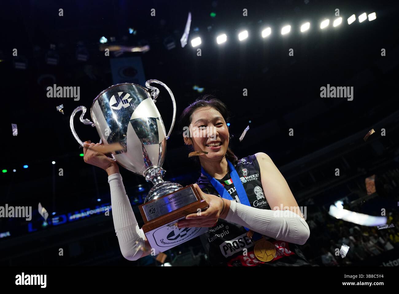 ISTANBUL, TURKIYE - MAY 04, 2025: Imoco Volley Conegliano player Ting ...