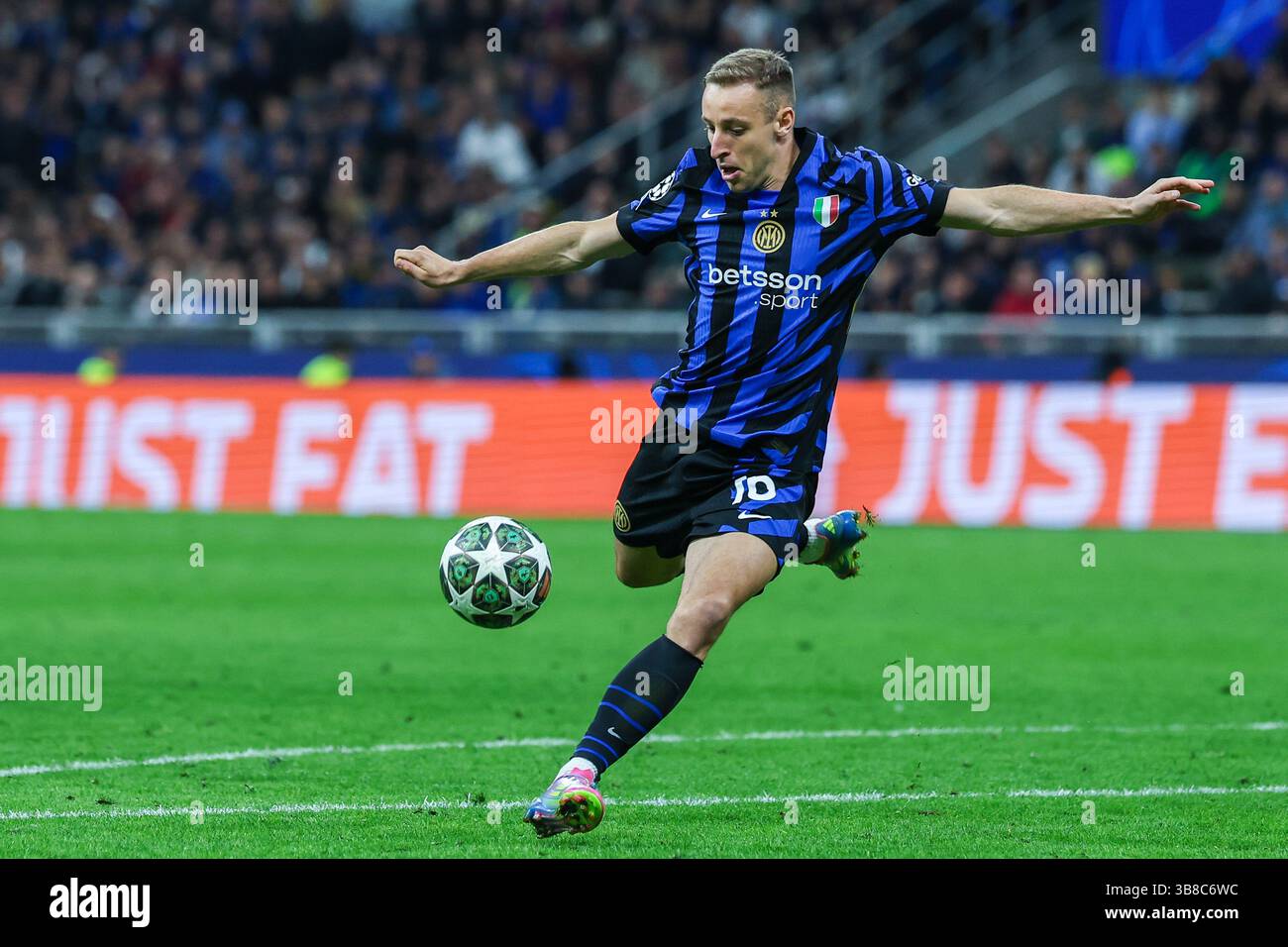 Davide Frattesi of FC Internazionale seen in action during UEFA ...