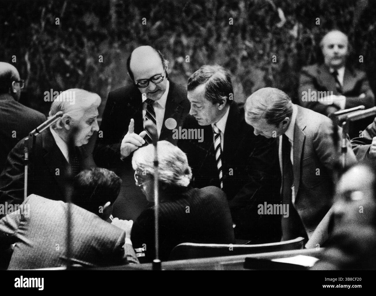 City council group us Black and White Stock Photos & Images - Alamy