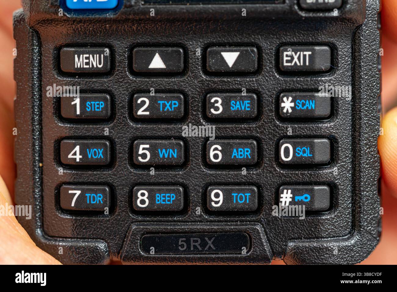 Baofeng UV-5RX triband walkie talkie radio, alphanumeric keypad, white ...