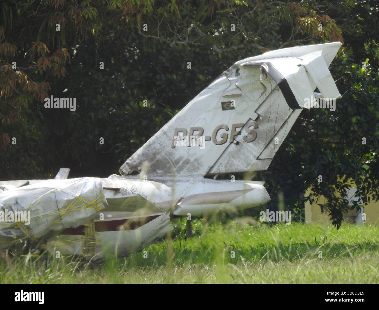 Military aeroplane ruined transportation damaged hi-res stock ...