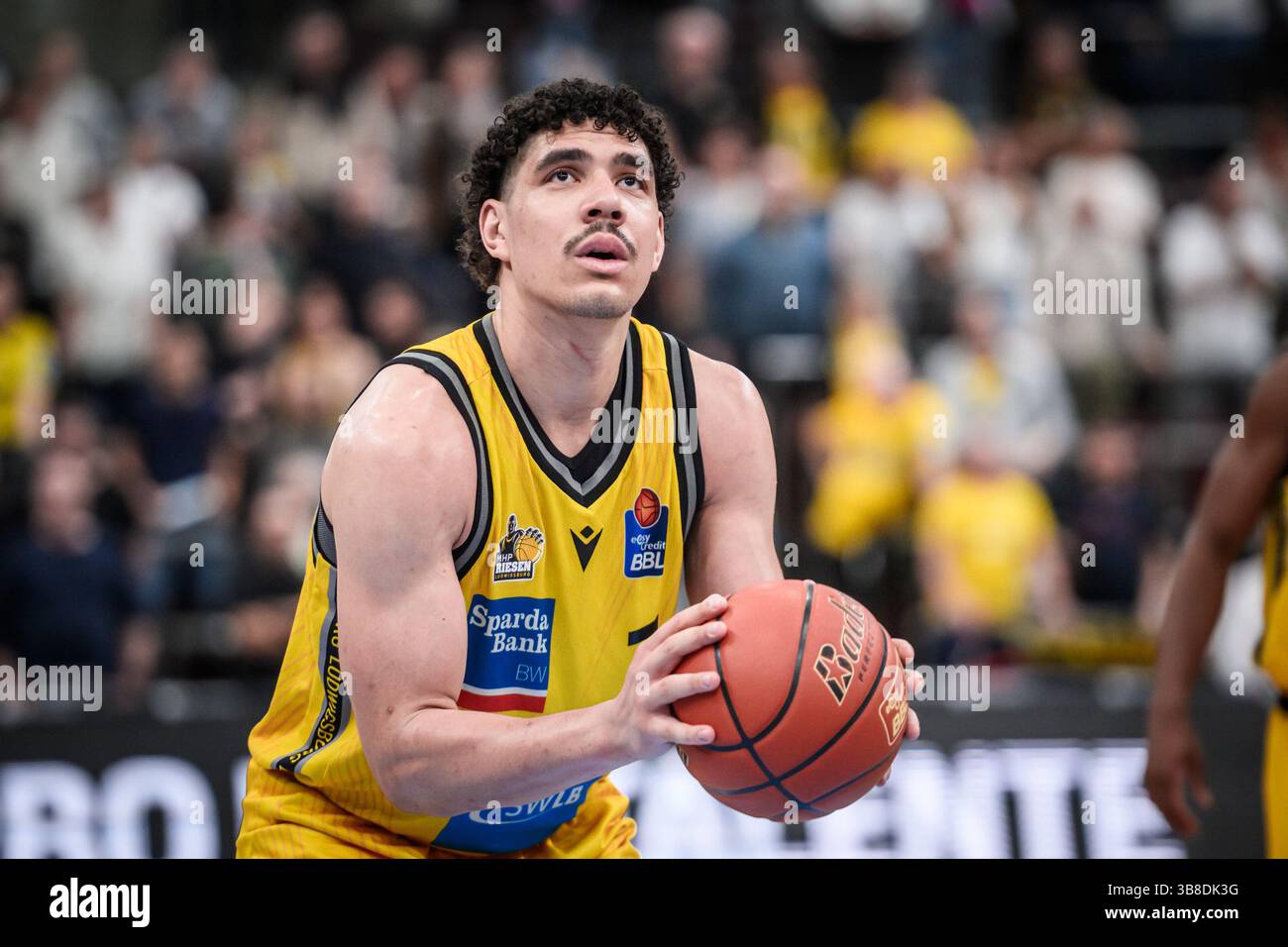 Joel Scott (MHP Riesen Ludwigsburg, #01) / GER, MHP Riesen Ludwigsburg ...