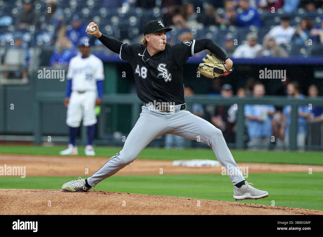 May 7, 2025: Chicago White Sox starting pitcher Jonathan Cannon (48 ...